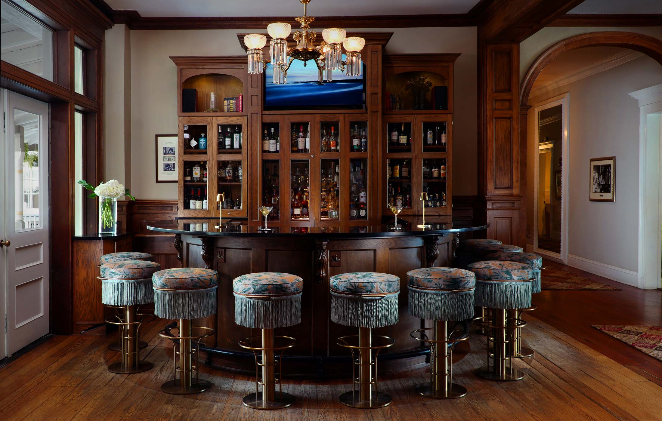 The Alexander Bar & Boar’s Head Lounge | Jekyll Island